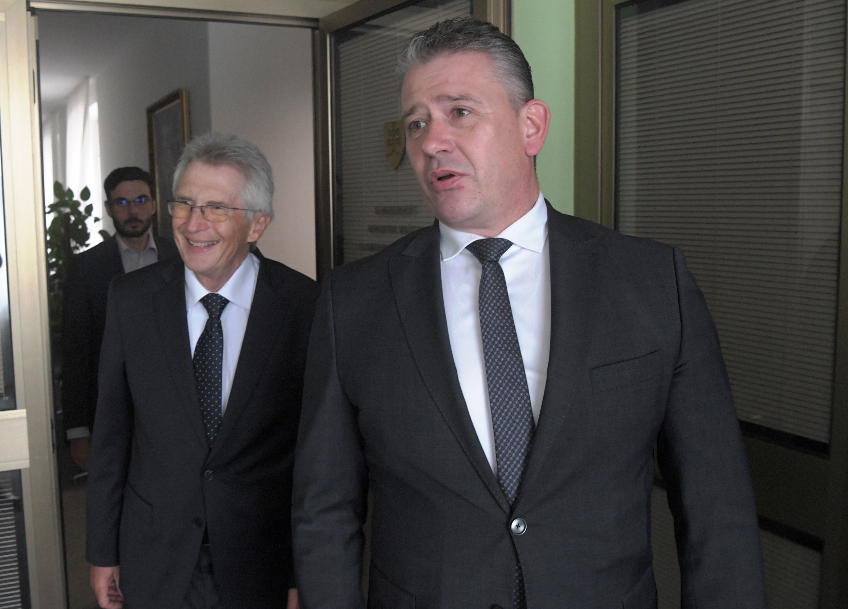 Minister vnútra SR Ivan Šimko dnes prevzal úrad od svojho predchodcu ...