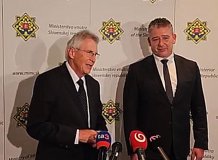 Minister vnútra SR Ivan Šimko dnes prevzal úrad od svojho predchodcu ...